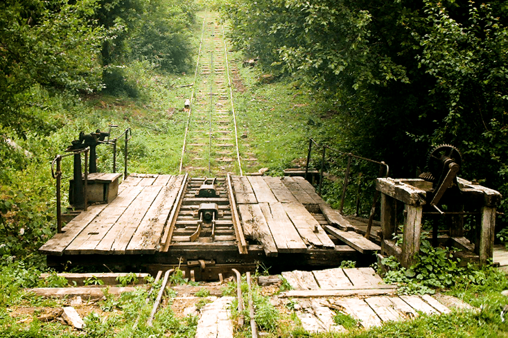 Planul Înclinat - La Cabane